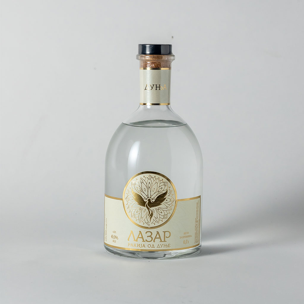 Rakija od dunje odličnog ukusa i kvaliteta – Lazar Rakija